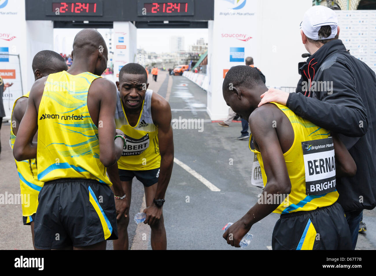 Brighton seafront marathon hi-res stock photography and images - Alamy