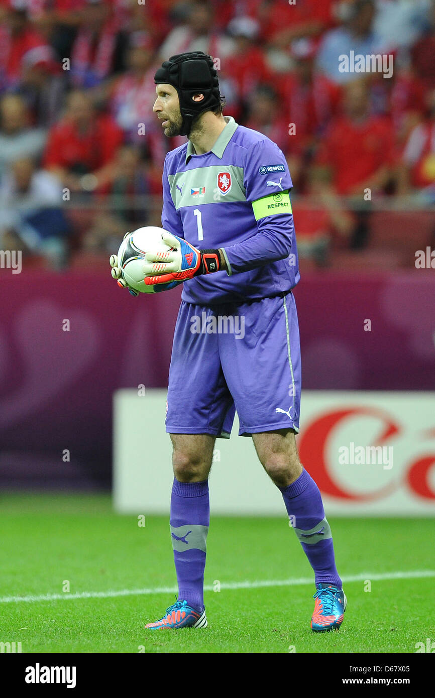 Petr cech czech republic goalkeeper hi-res stock photography and images ...