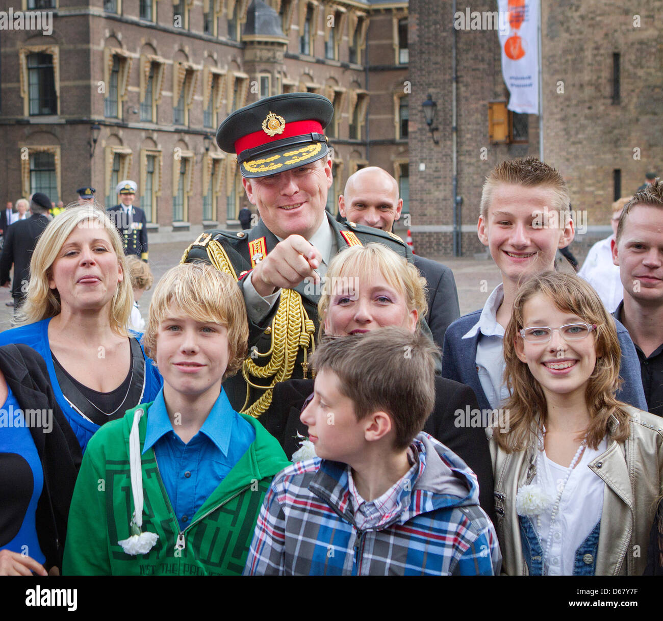 Prince Willem-Alexander of The Netherlands (C) attend the military ...