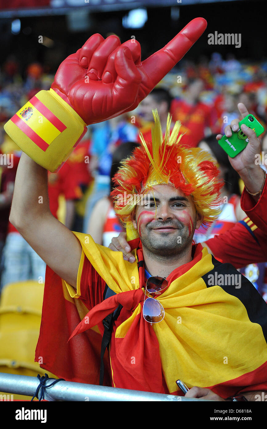 Spanish supporters celebrate the 4-0 victory of their team after the ...