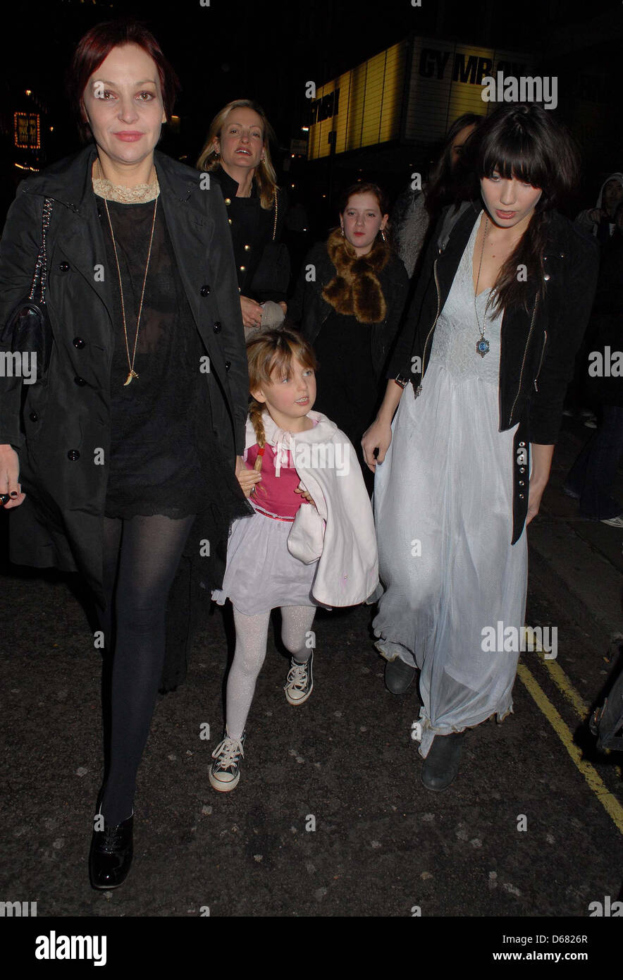 Pearl Lowe Betty Lowe and Daisy Lowe English National Ballet Christmas ...