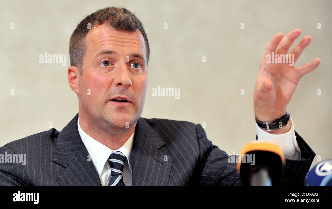 Christian bluhm spokesman board fms hi-res stock photography and images ...