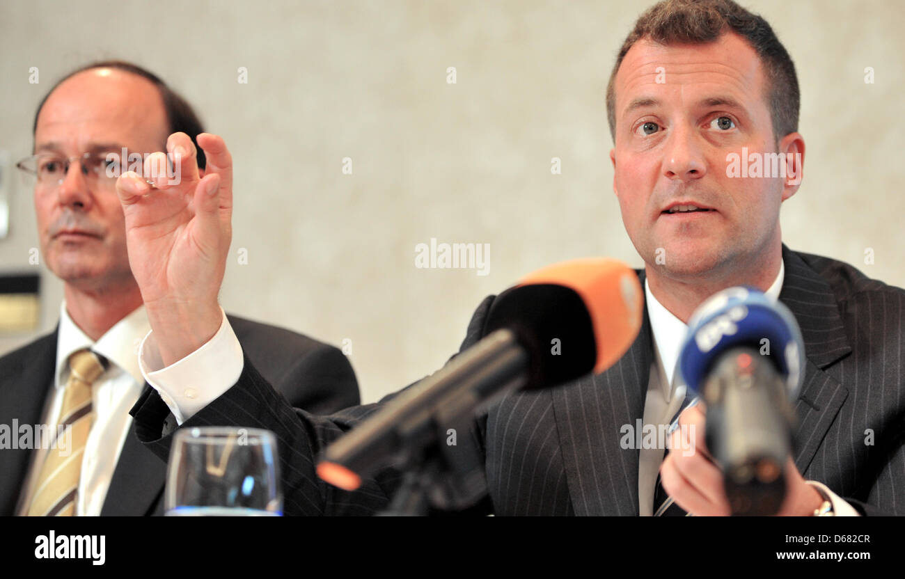 Christian bluhm spokesman board fms hi-res stock photography and images ...