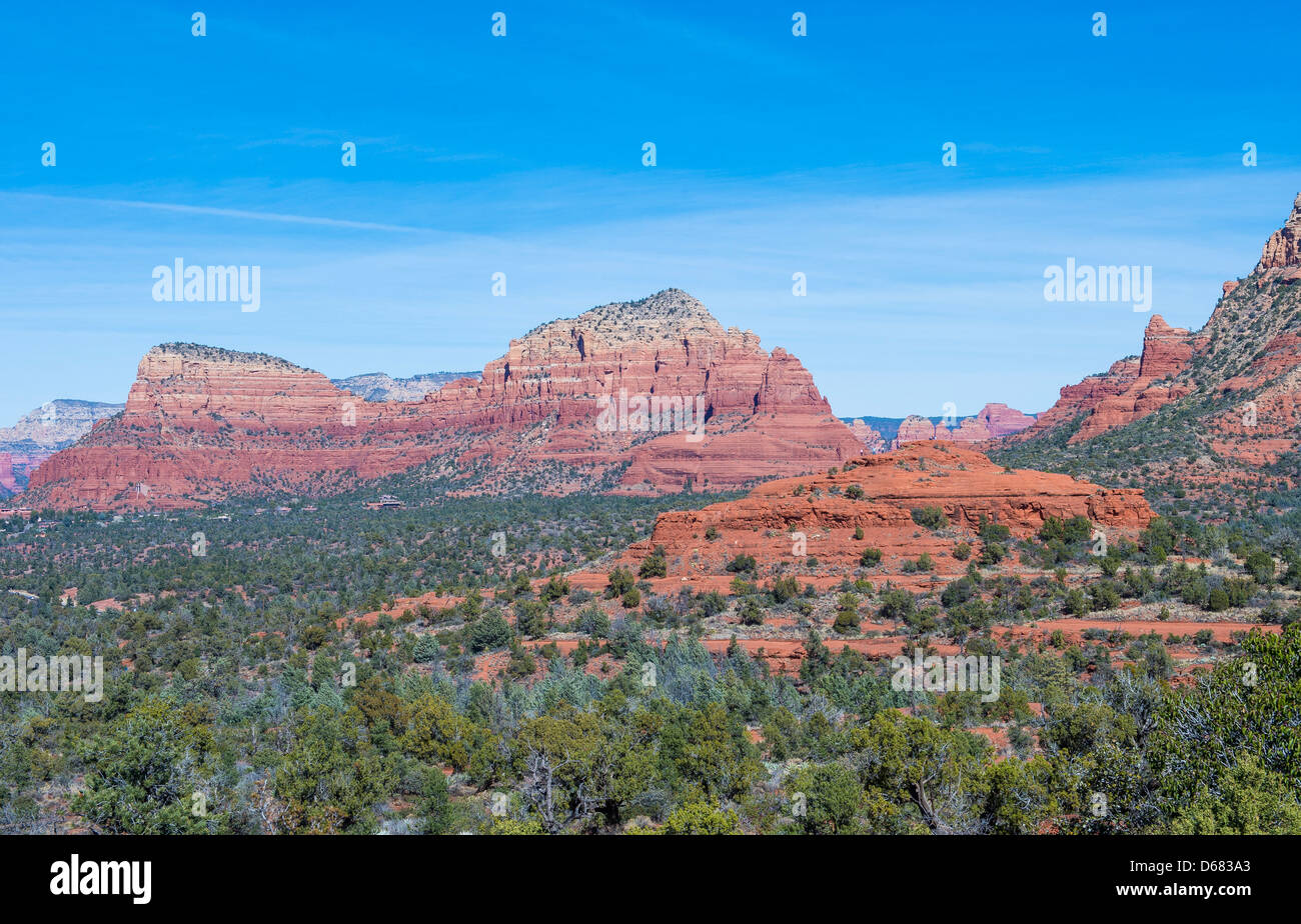 Sedona Arizona area landscape with red sandstone cliffs Stock Photo - Alamy