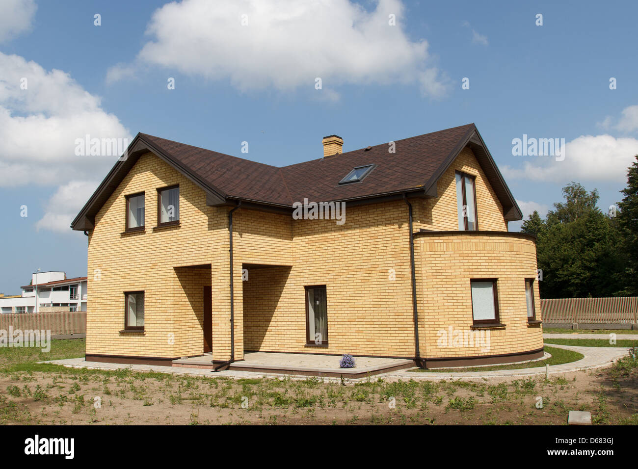 Newly built house hi-res stock photography and images - Alamy