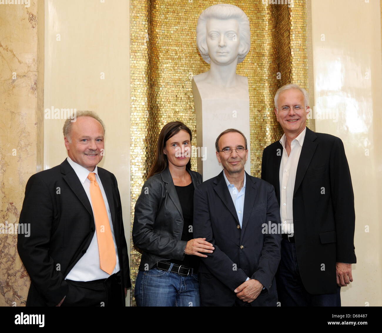 Entertainer Harald Schmidt (R) poses after a press conference with SWR ...