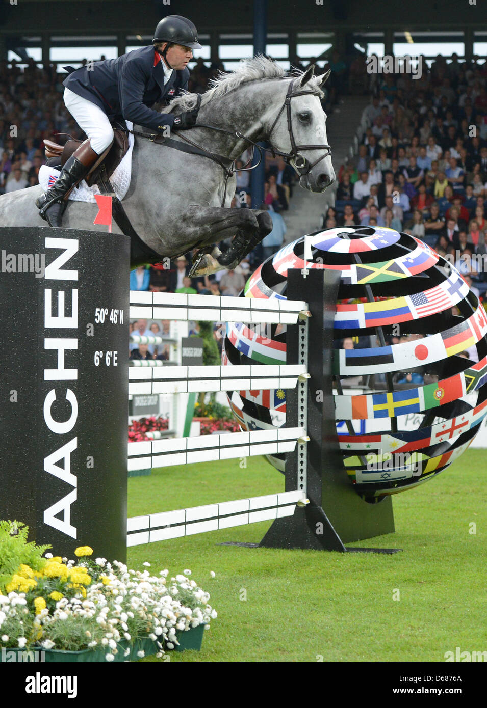 British show jumper nick skelton hi-res stock photography and images ...