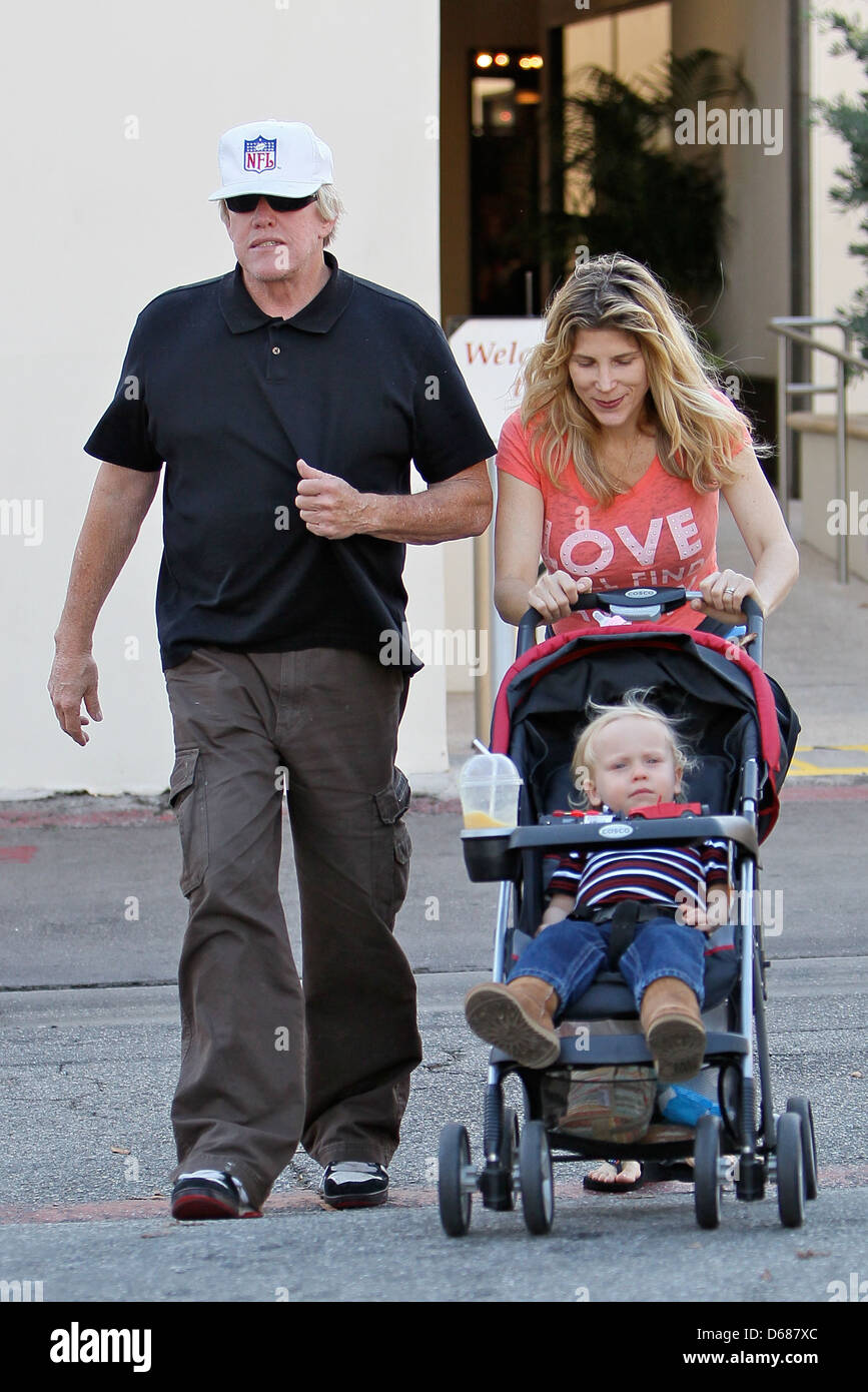 Gary Busey, Steffanie Sampson and their son Luke Sampson Busey Gary ...