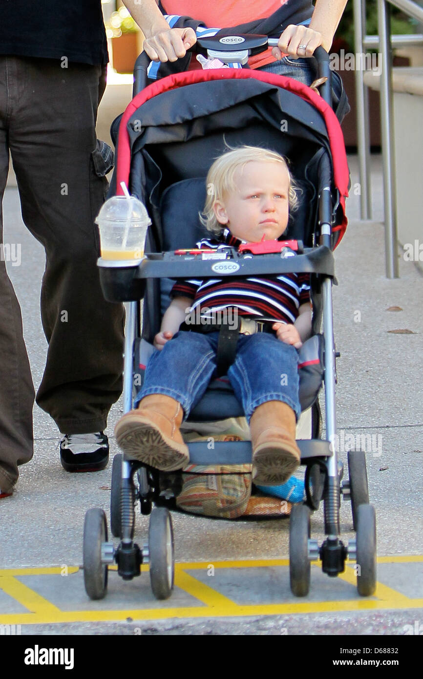 Luke sampson busey hi-res stock photography and images - Alamy