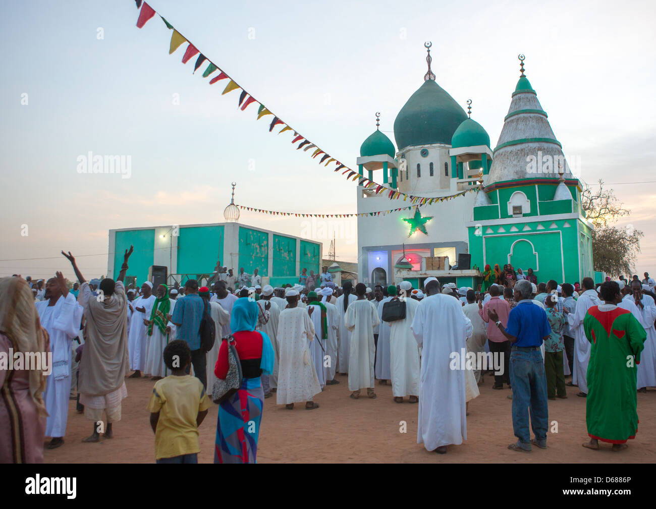 Sufi Whirling Dervishes At Omdurman Sheikh Hamad El Nil Tomb, Khartoum ...