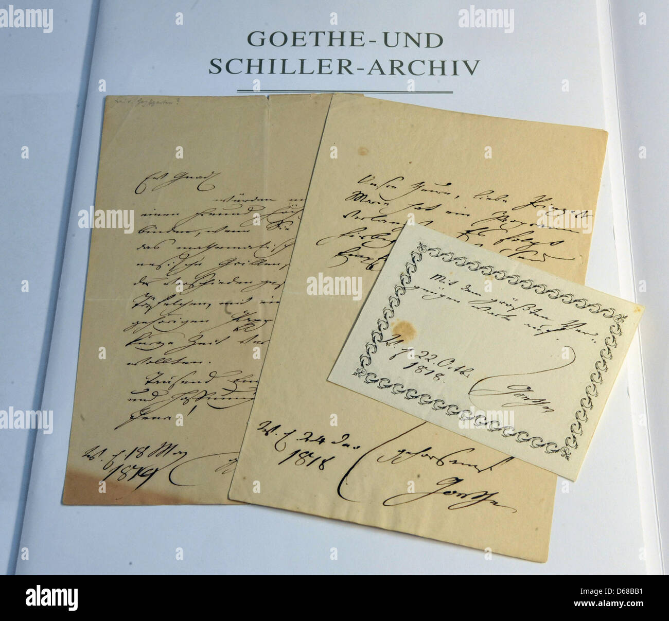 An original manuscript by Goethe, a note to Caroline von Hopfgarten ...