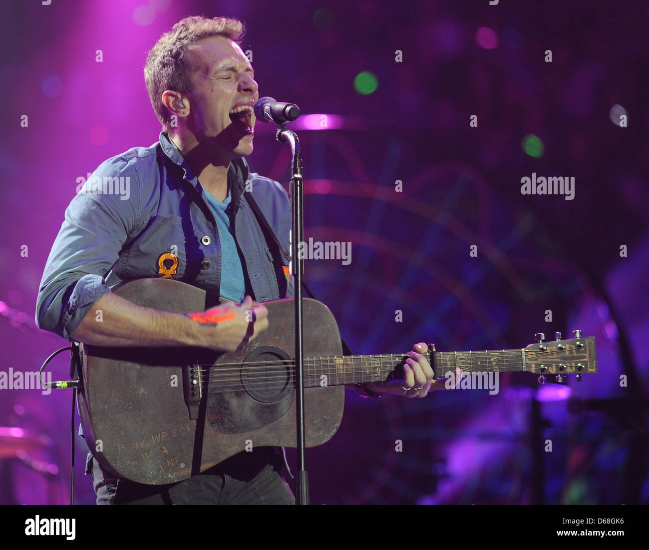 Chris Martin Coldplay perform live at the O2 Arena London, England - 09 ...