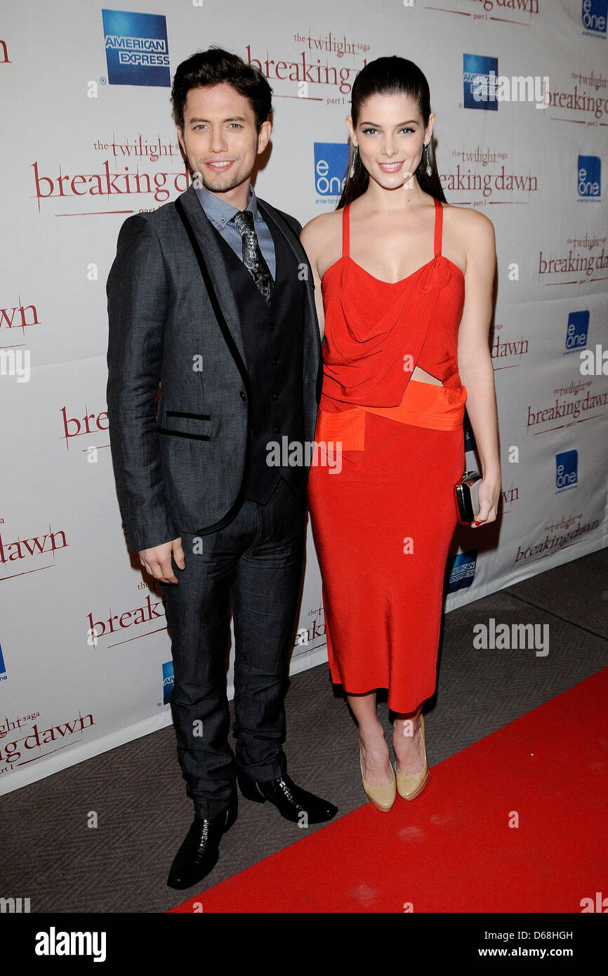 Jackson Rathbone And Ashley Greene Photoshoot