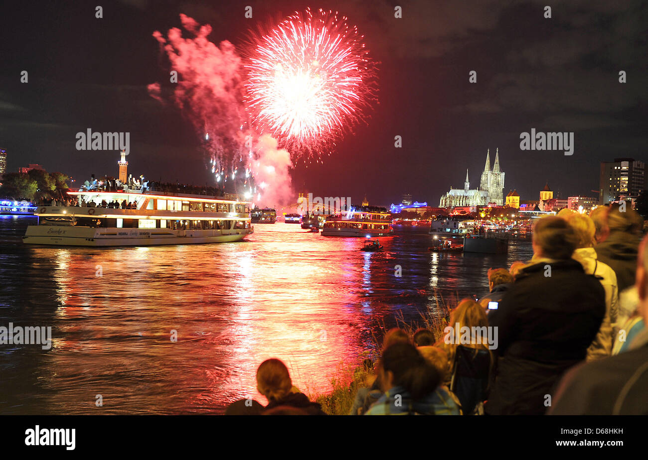 Fireworks light up the night sky during the festival 'Cologne Lights ...