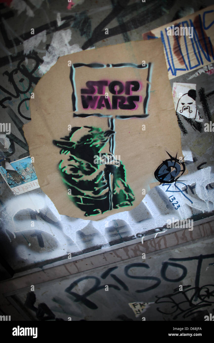 Yoda in star war hi-res stock photography and images - Alamy