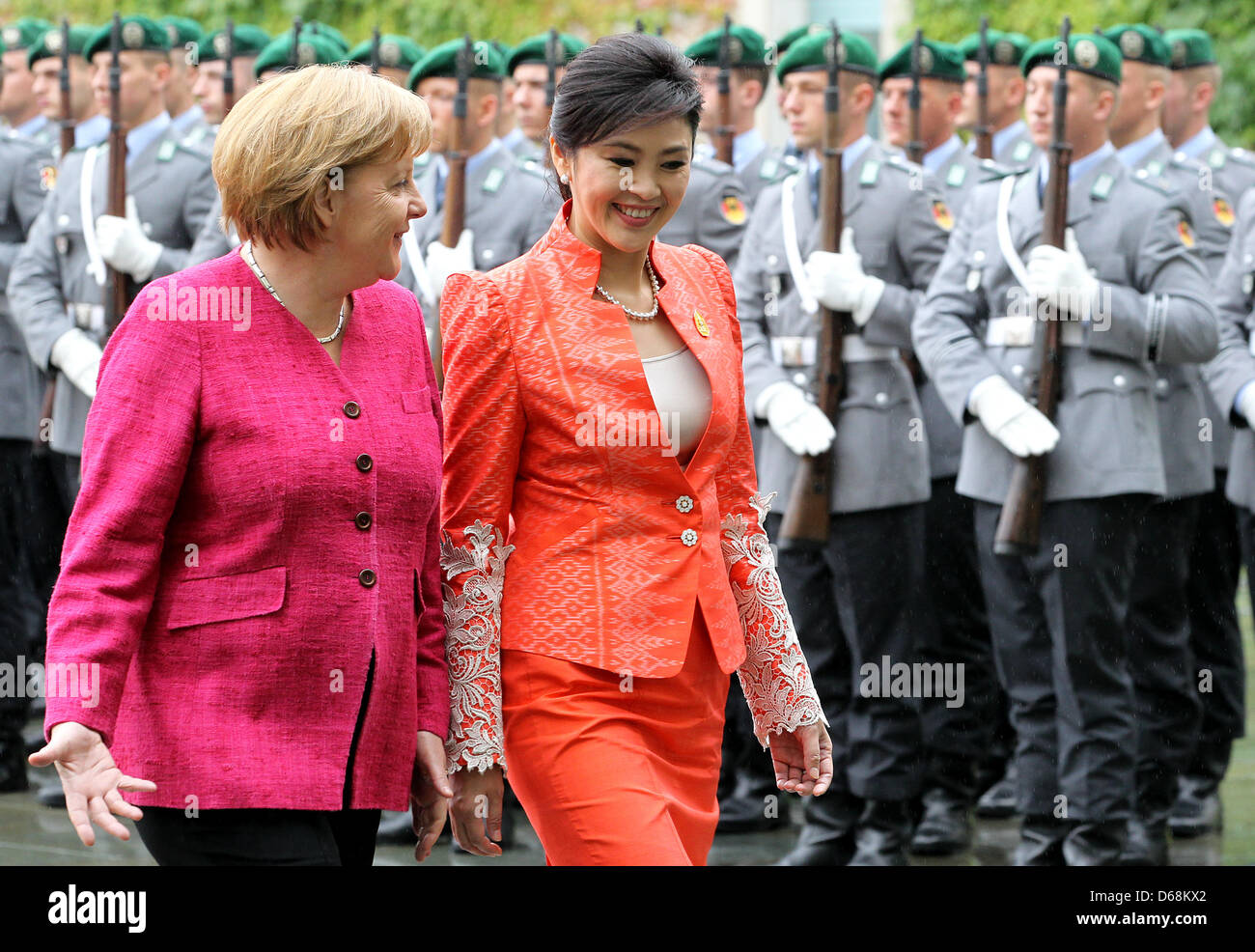 German Chancellor Angela Merkel (CDU, L) receives Thai Prime Minister ...