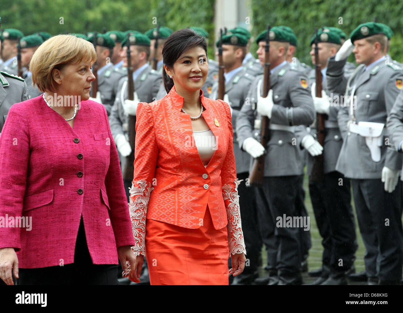 German Chancellor Angela Merkel (CDU, L) receives Thai Prime Minister ...