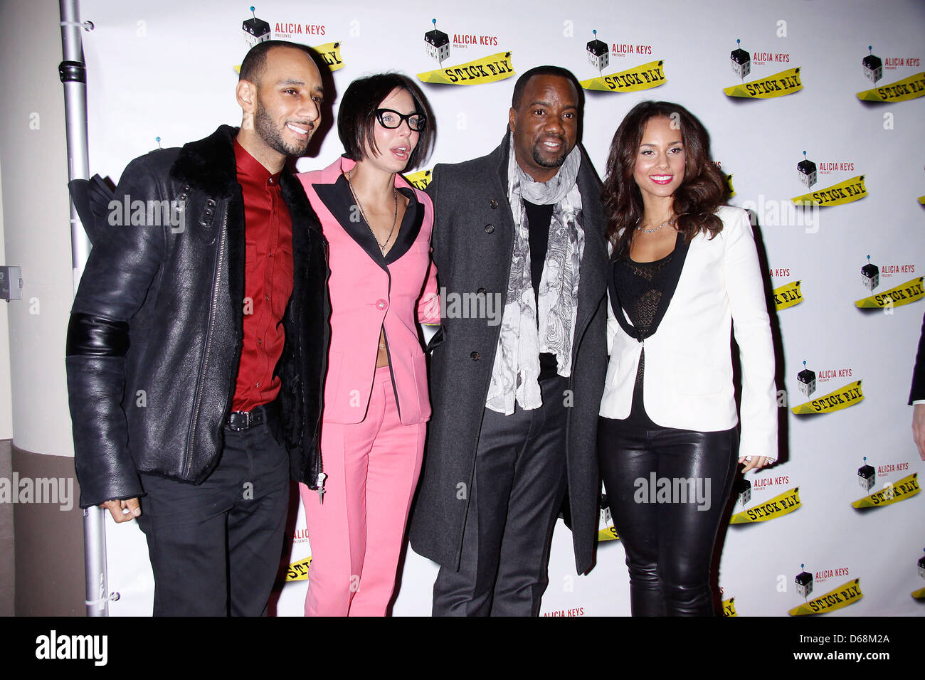 Alicia keys play hi-res stock photography and images - Alamy