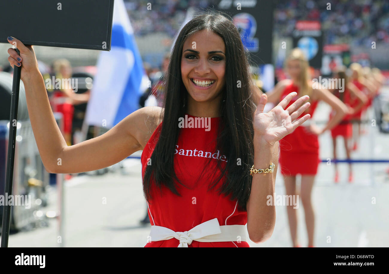 Grid girl f1 formula one hi-res stock photography and images - Alamy