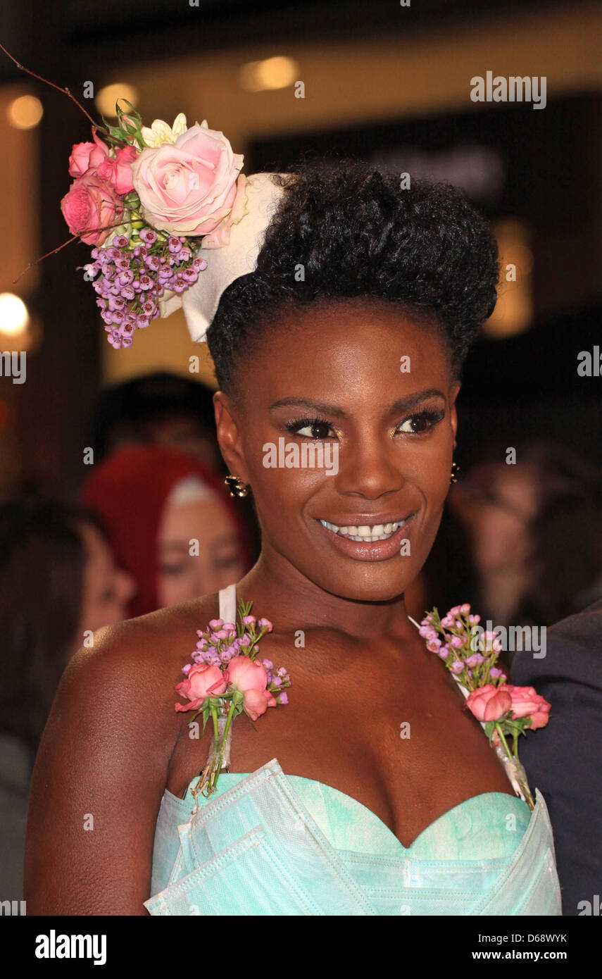 Shingai Shoniwa of the isettes The Twilight Saga: Breaking Dawn: Part ...