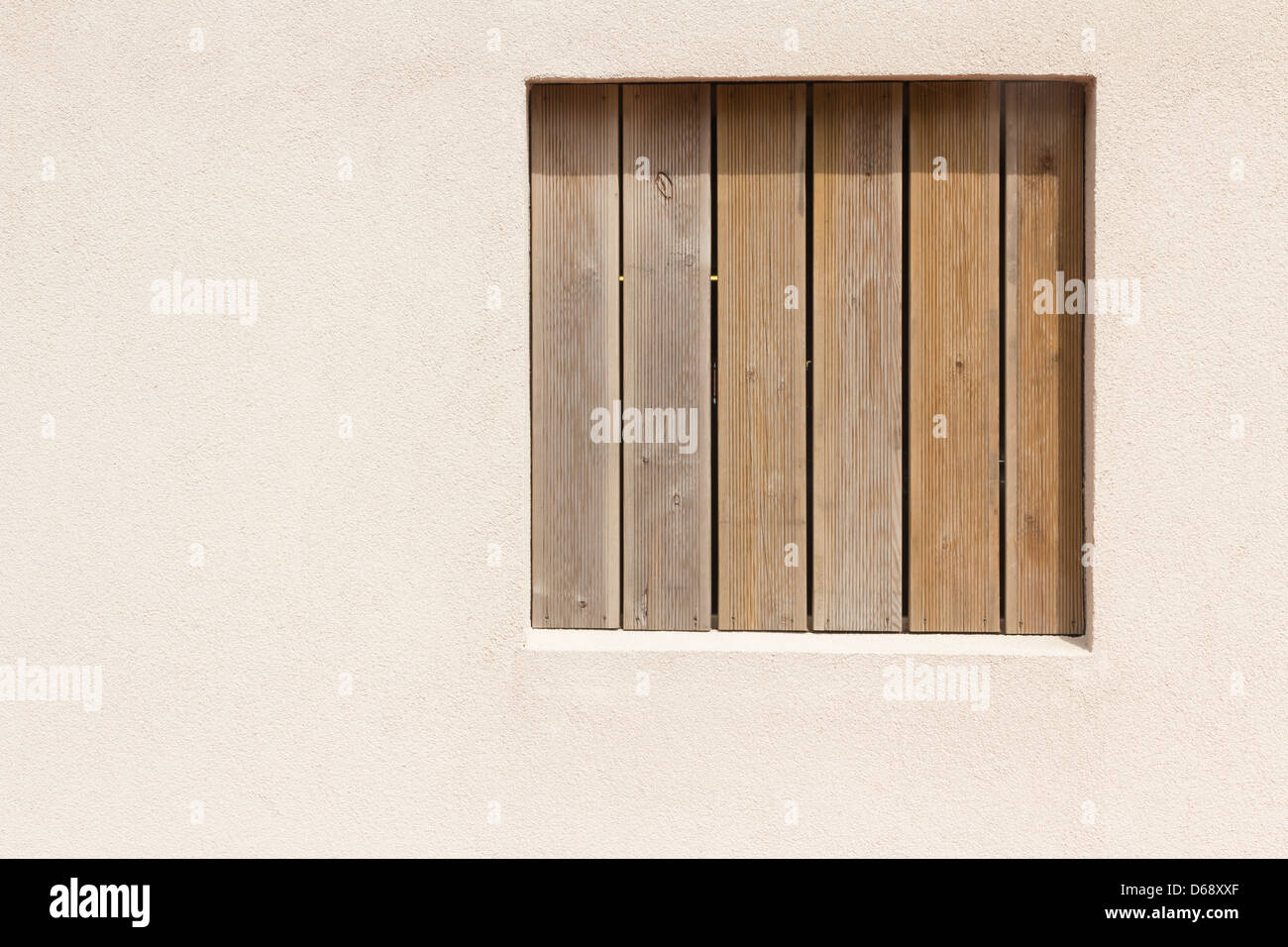 Square window hi-res stock photography and images - Alamy