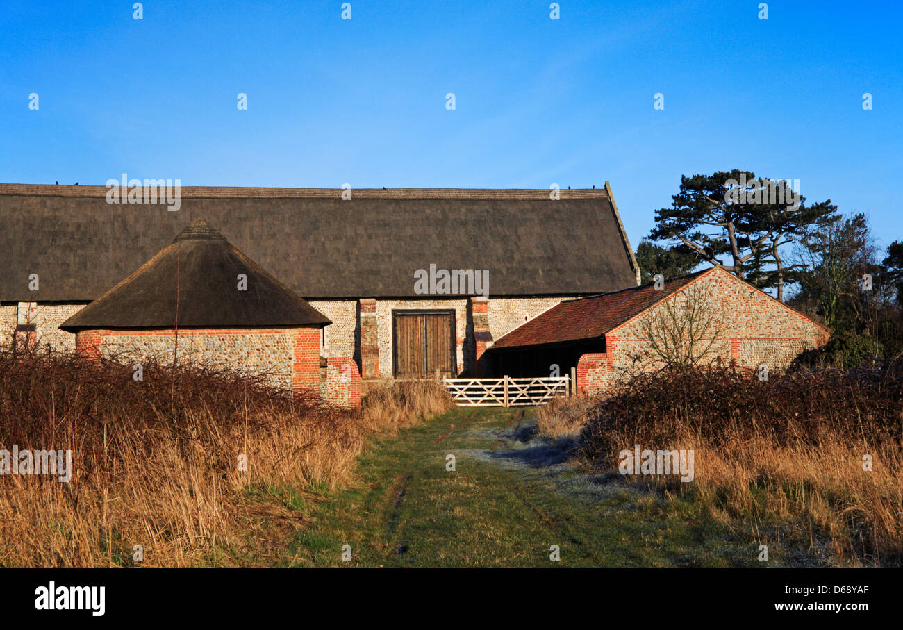 Medieval Barn England High Resolution Stock Photography and Images - Alamy