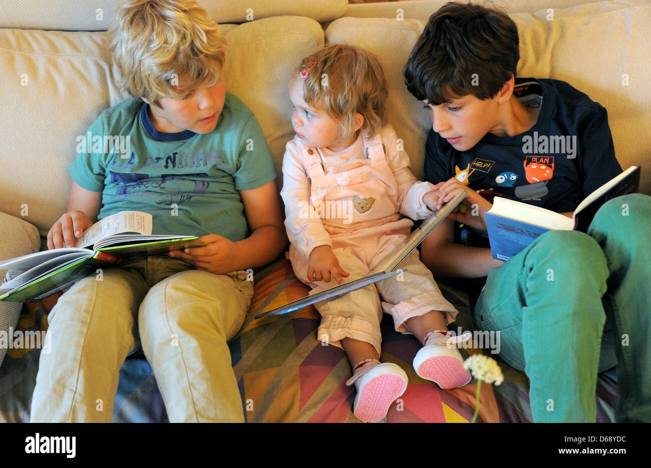 Two boys read books hi-res stock photography and images - Alamy
