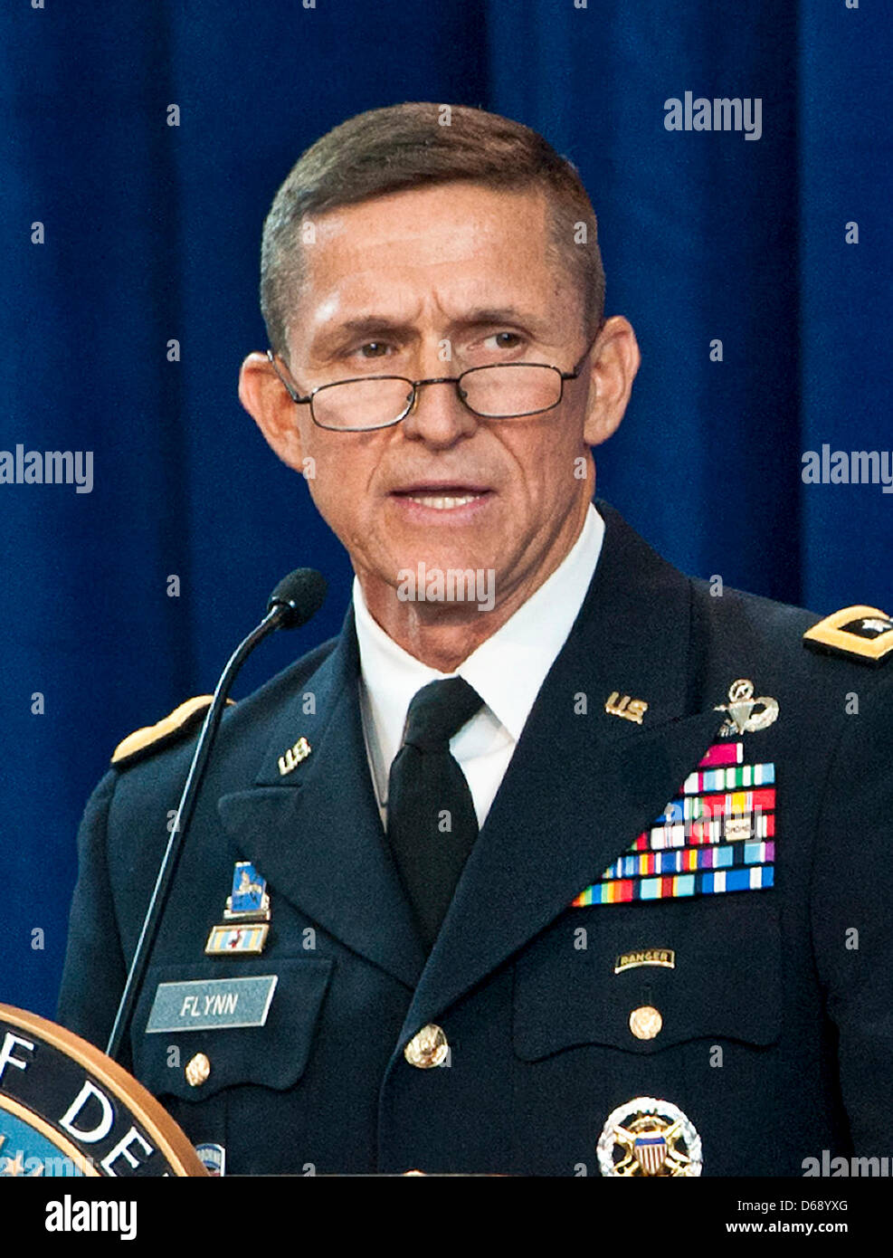 HANDOUT - Army Lieutenant General Michael Flynn speaks at the Defense ...
