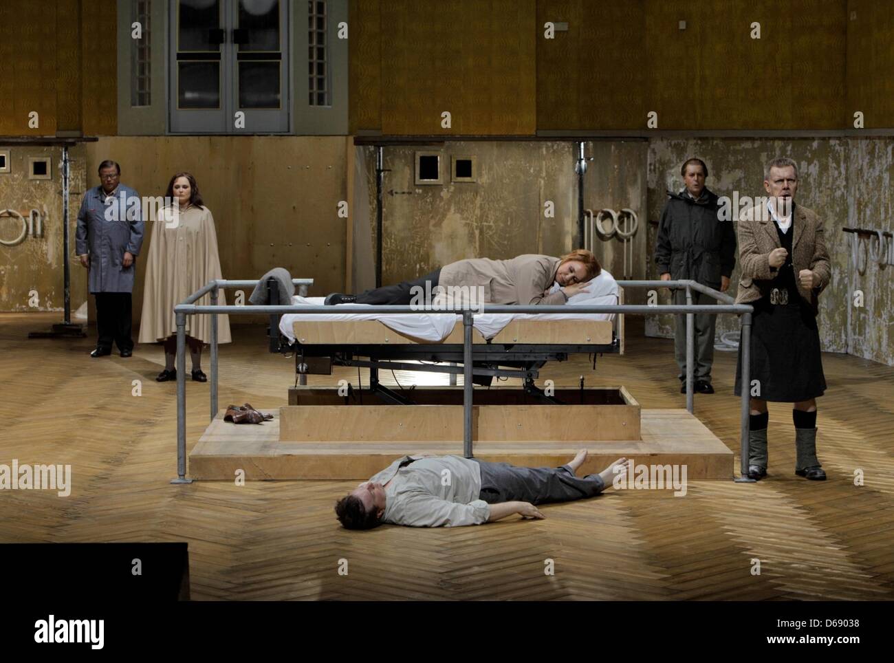 HANDOUT - A handout picture by Bayreuther Festspiele shows Arnold ...