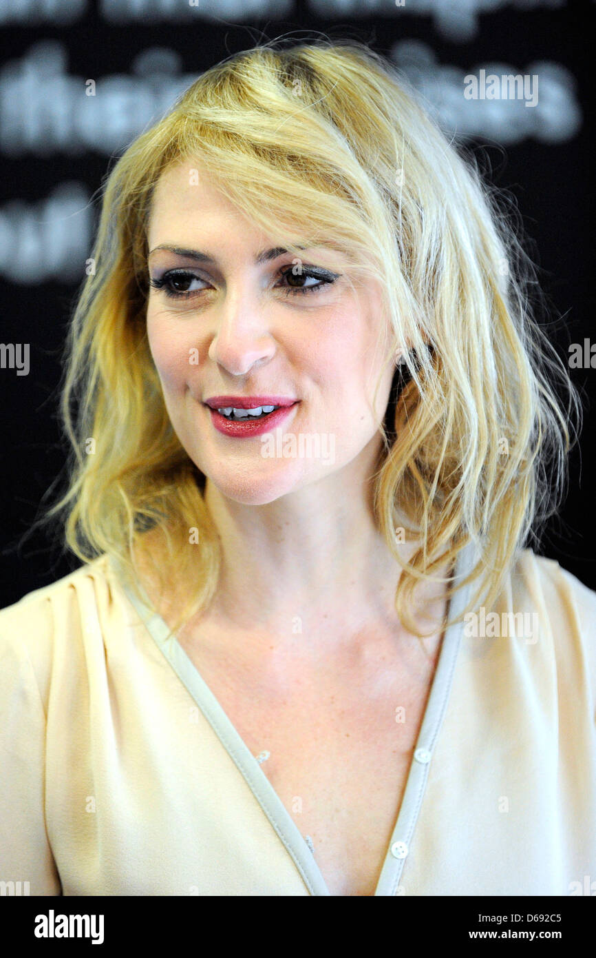 Emily Haines of band Metric unveils American Express Canada's Room For ...
