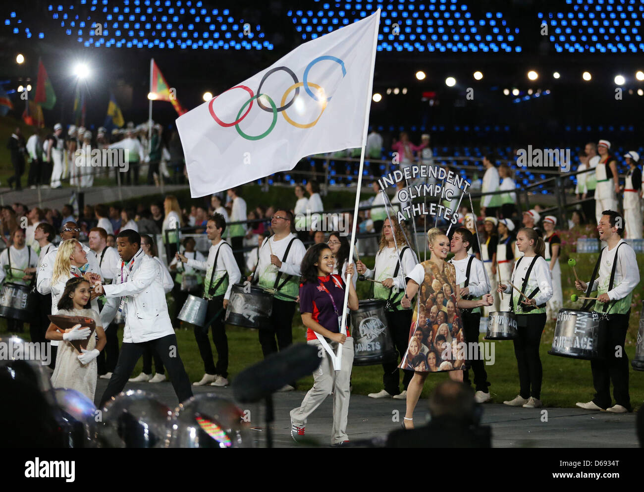 Independent olympic athletes flag hi-res stock photography and images ...