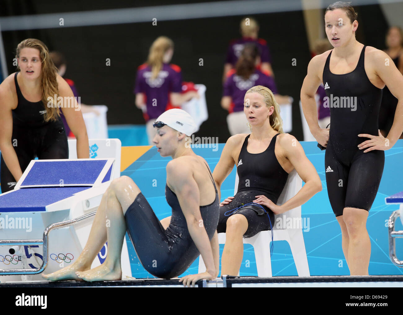 Lisa Vitting (L-R) Daniela Schreiber, Britta Steffen, Silke Lippok of ...