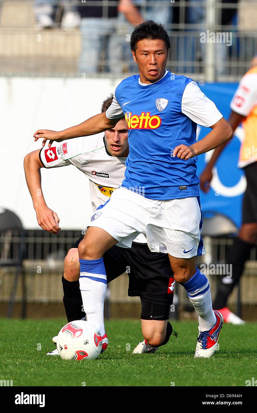 Vfl bochum jersey hi-res stock photography and images - Alamy