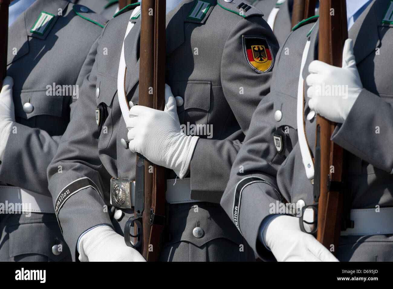 The guard battalion of the German armed forces stands at the ...