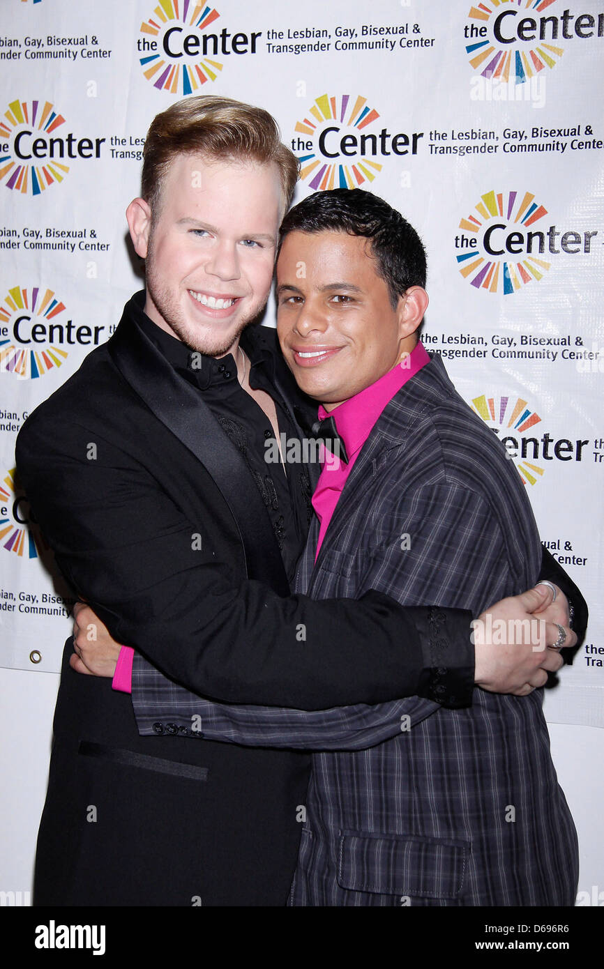 Andrew werner broadway sings pride hi-res stock photography and images ...