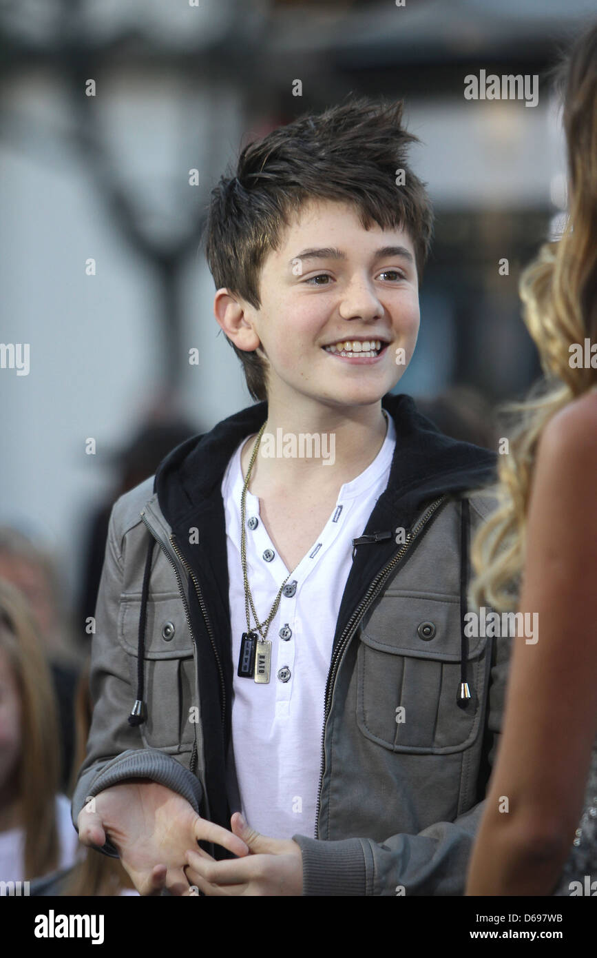 Greyson hi-res stock photography and images - Alamy