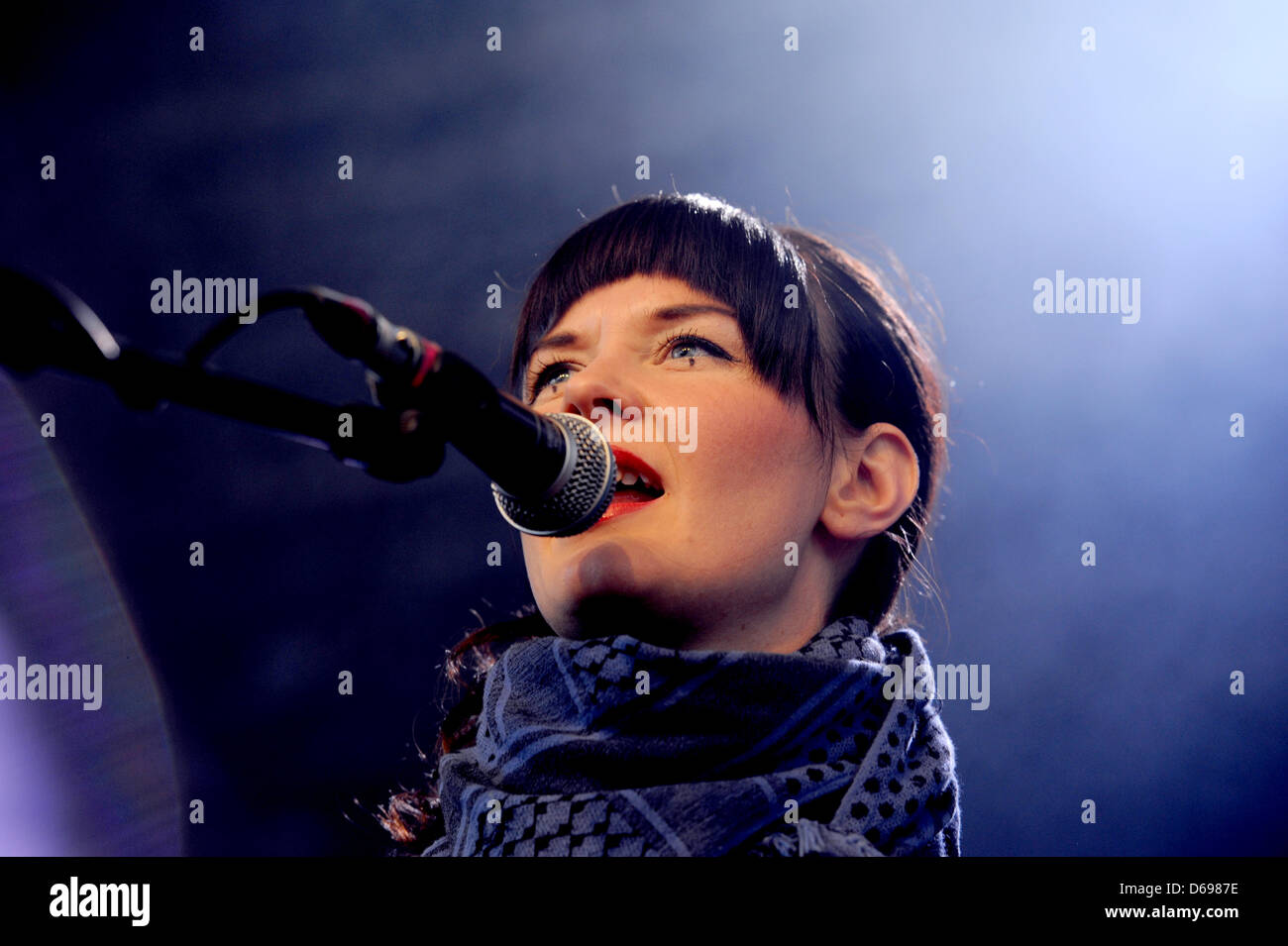 Anne Marit Bergheim of the Norwegian folk-rock band Katzenjammer ...