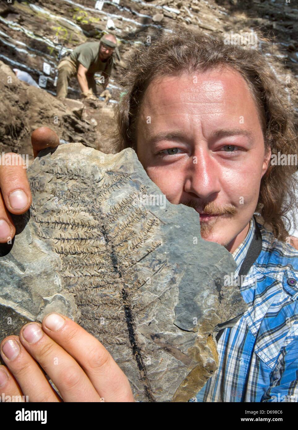 Scientists rock hi-res stock photography and images - Alamy