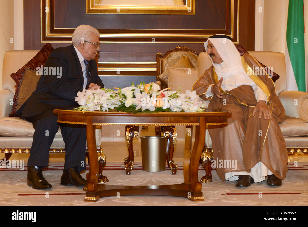 April 15, 2013 - Kuwait, Kuwait, Kuwait - Palestinian President Mahmoud ...