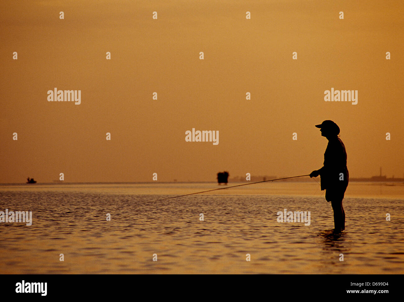 Redfish on fly hi-res stock photography and images - Alamy