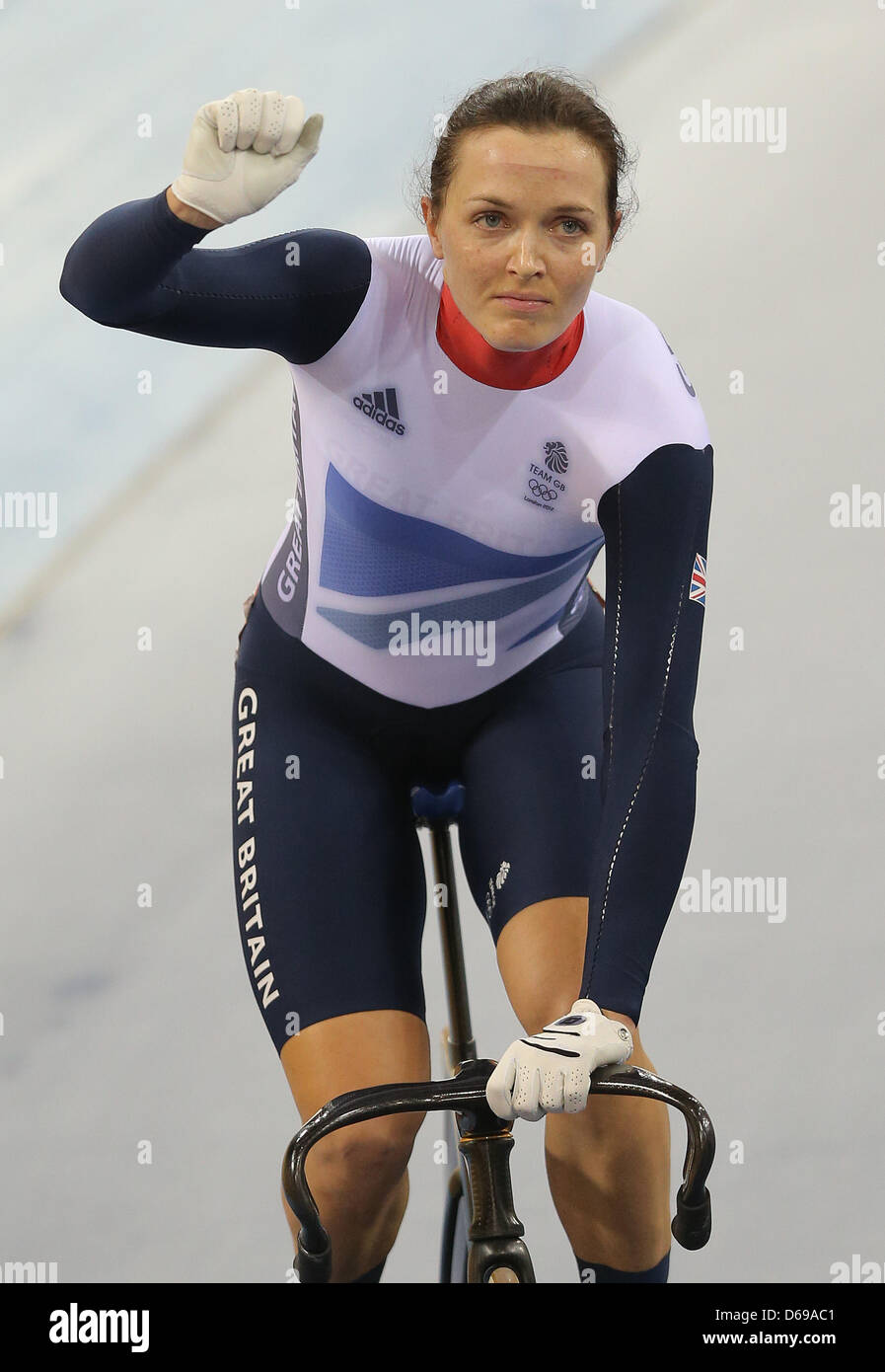 Victoria Pendleton of Great Britain celebrates after winning gold in ...