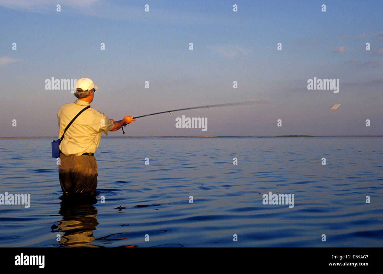 Saltwater wade fishing hi-res stock photography and images - Alamy