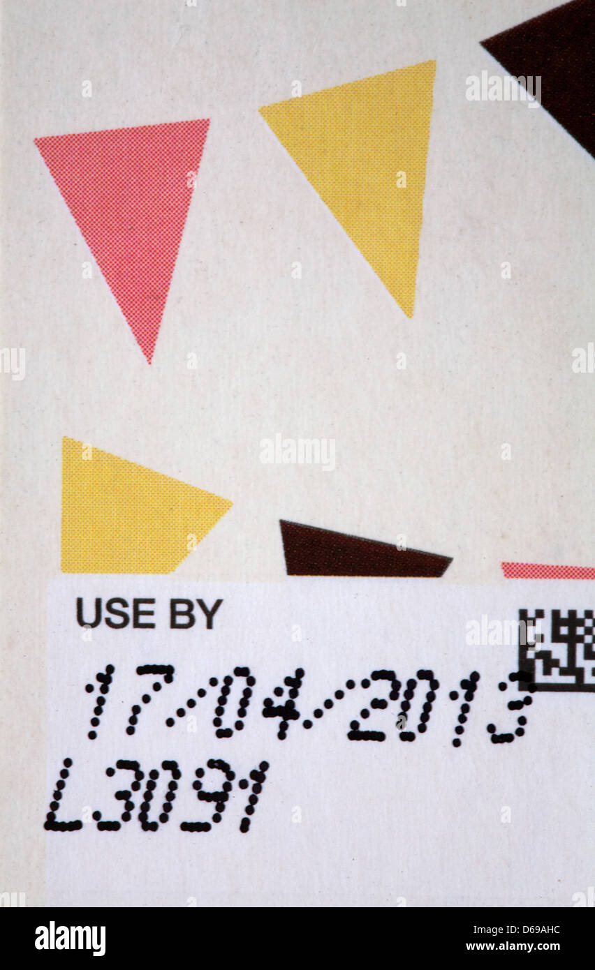 Use by date food packet hi-res stock photography and images - Alamy