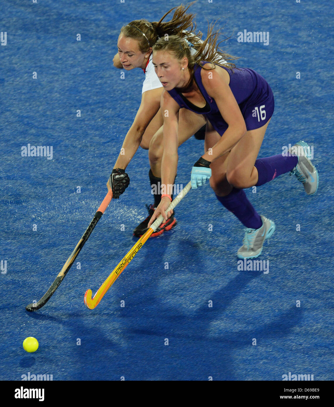Lisa Hahn (L) of Germany and Argentina's Florencia Habif fight for the ...