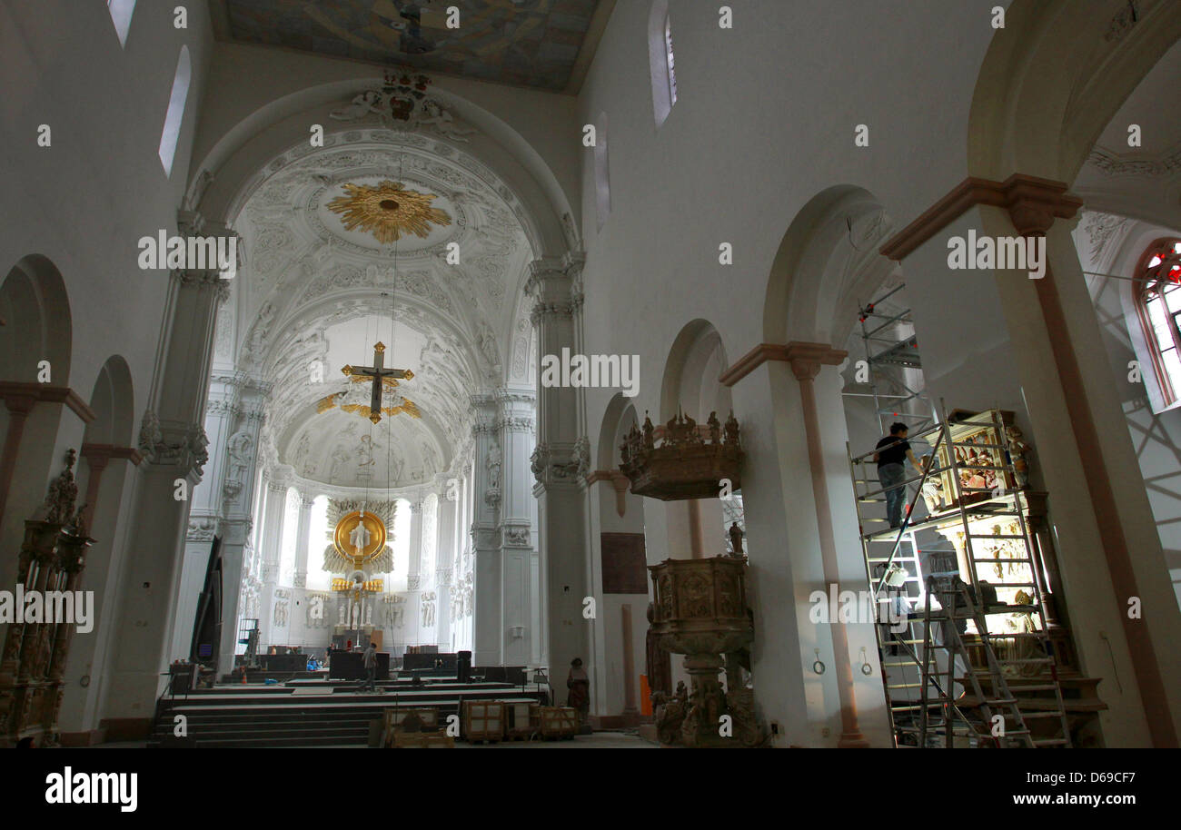 The chancel of the Wuerzburg Cathedral is newly renovated in Wuerzburg ...