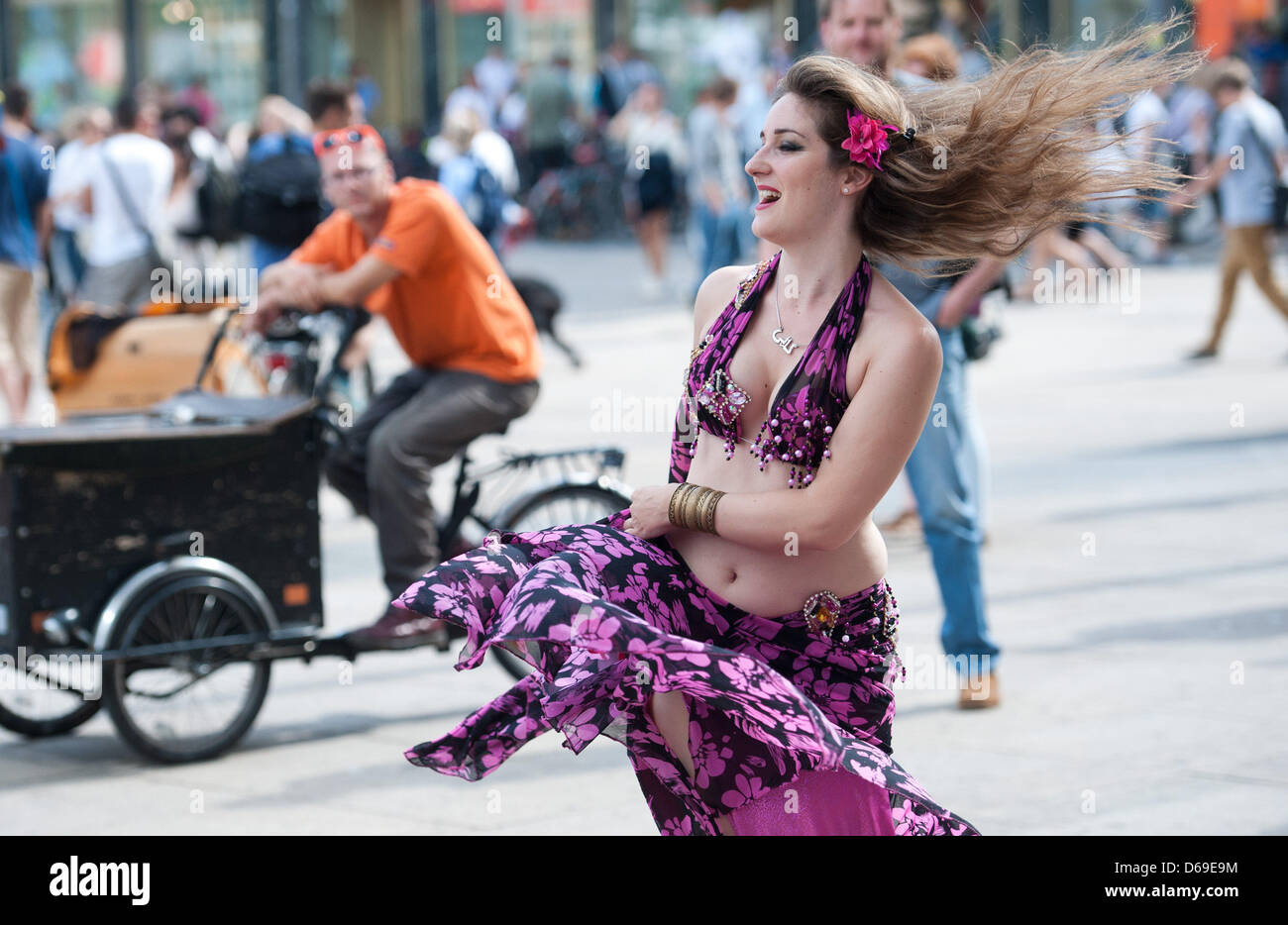 2012 into the belly hi-res stock photography and images - Alamy