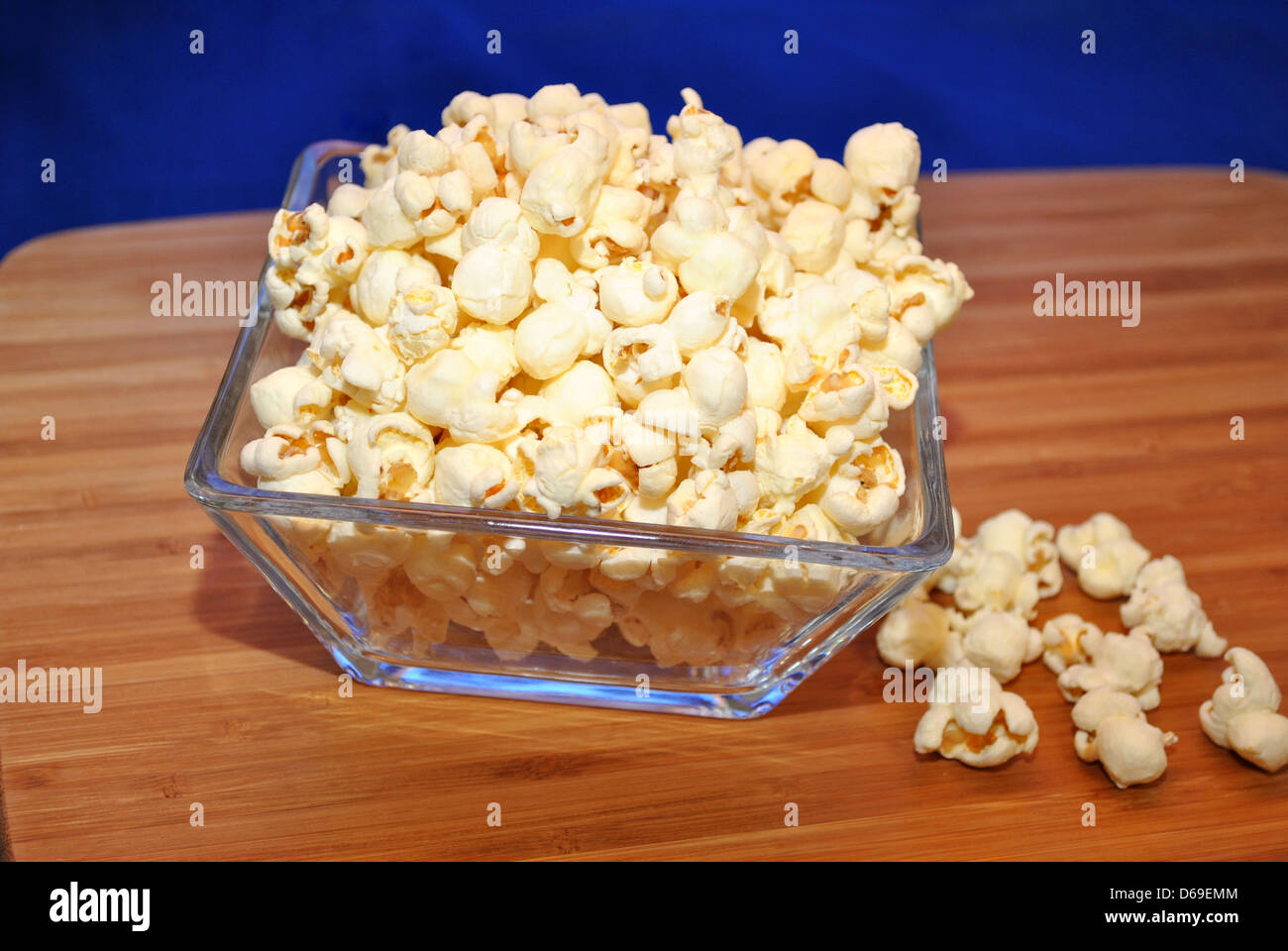 Pop corn kernels hi-res stock photography and images - Alamy