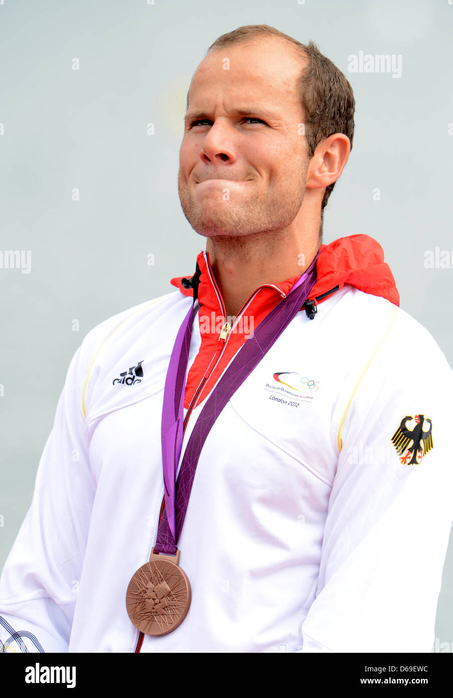 Max Hoff of Germany celebrates with his bronze medal after the Men's ...