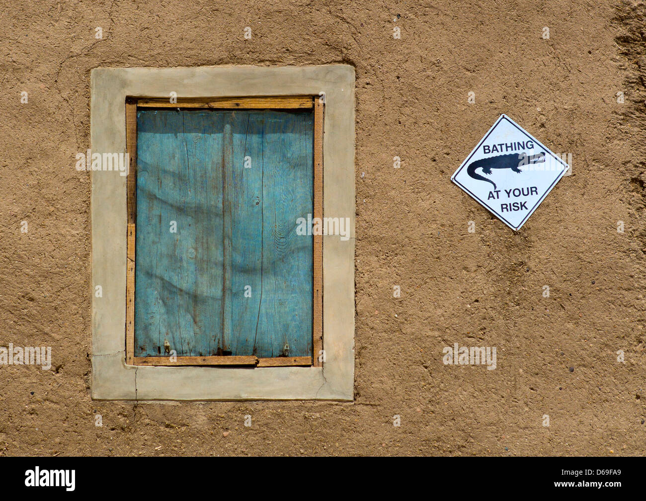 Crocodile sign people hi-res stock photography and images - Alamy