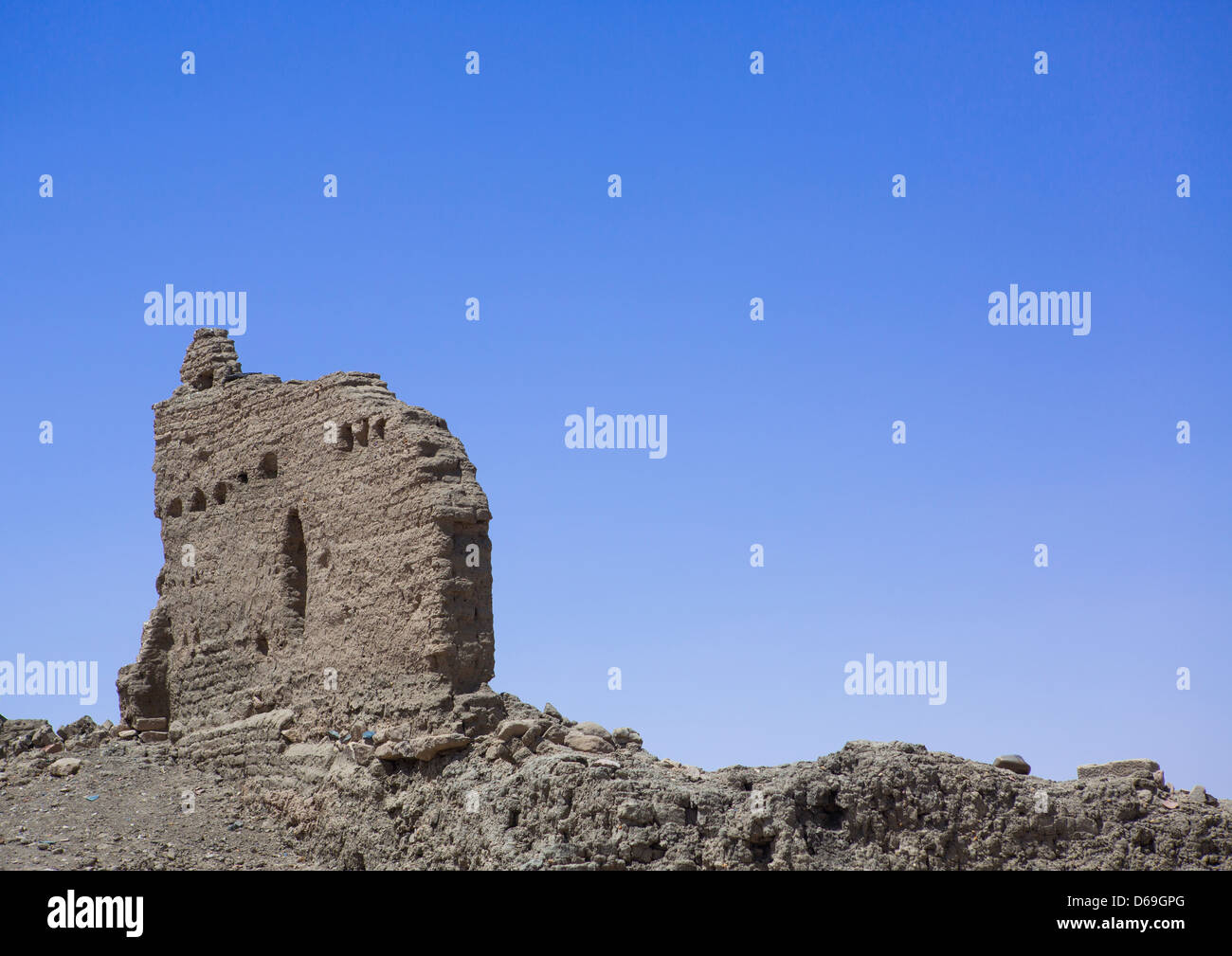 Ruins Of The Ottoman Fort With The Nile And Jebel Abri, Sai Island ...